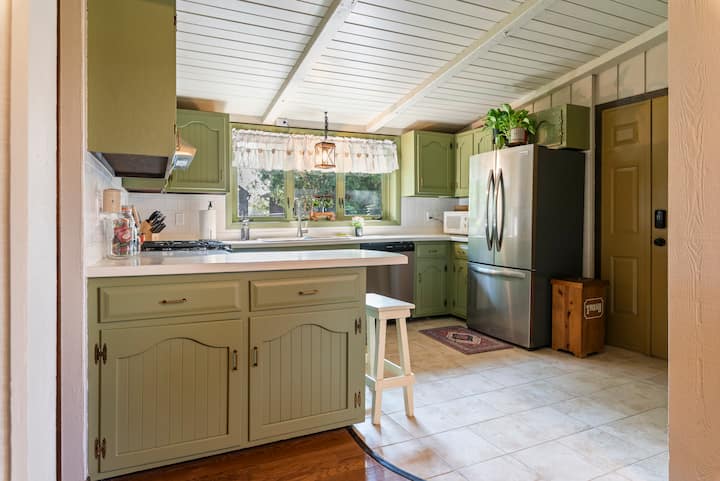 Home On The Rock River *Outdoor Space* - Rock Cut State Park, Caledonia