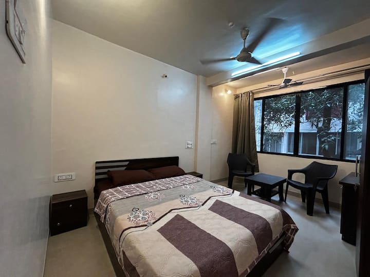 Cozy Room Near Osho 103 - 푸네
