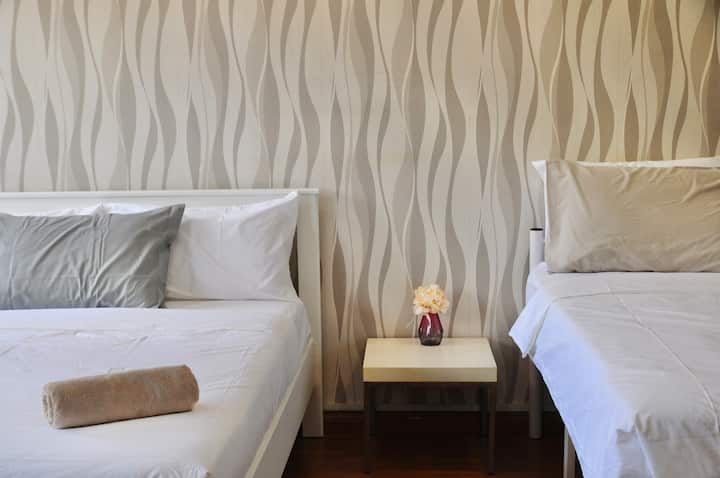 Grayhaus Bu4 5br House @ Bandar Utama Near 1 Utama - Petaling Jaya