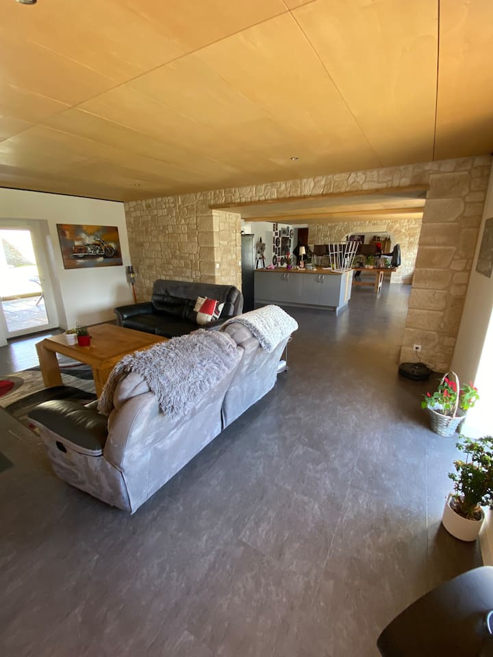 Maison Chaleureuse Xxl - Legé