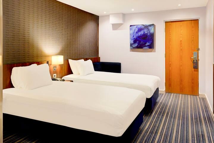 Standard Twin Room - Crewe