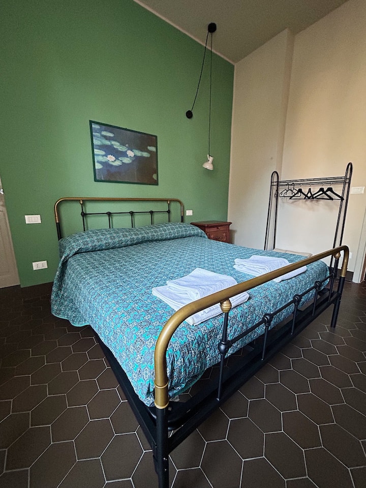 Stanza Design Decò - Bologna
