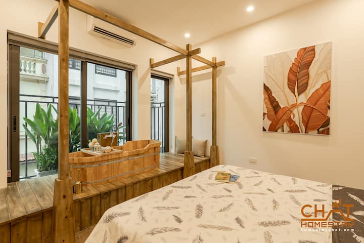 Balcony Serenity|2br/3 Beds • Netflix • Wooden Tub - Hanoï
