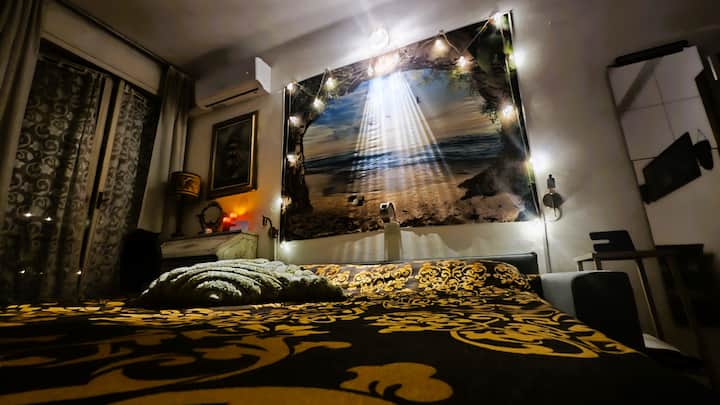 Oasis Of Light: Enchanted Room - Ceriale