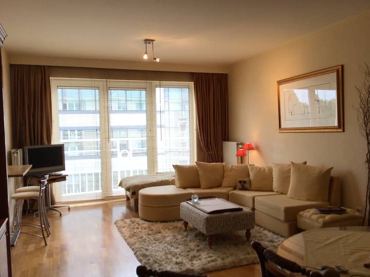 Cozy Apartment In Brussels - Woluwe-Saint-Lambert