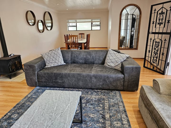 Home Away From Home - Kleinmond