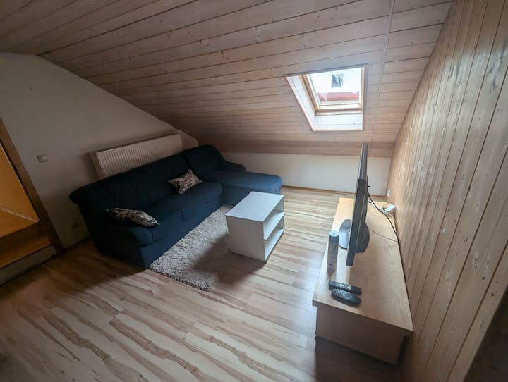 Großzügige Dachgeschoßwohnung - Dingolfing