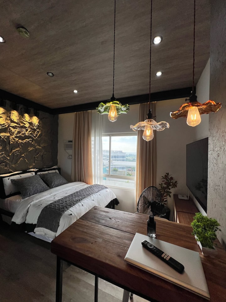 Rustic Penthouse At Mesavirre Bacolod (Unit 1902) - Bacolod