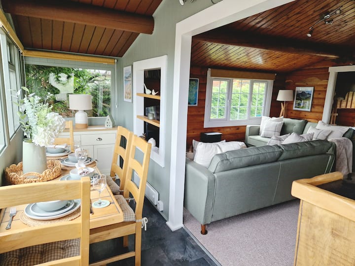 Cabin Under The Stars. 
Dogs Go Free. - Snowdonia National Park