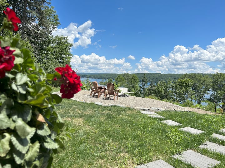 Keuka Views From Every Room! - Hammondsport, NY