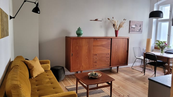 Stylishe Wohnung Im Schillerkiez Neukölln - Berlin
