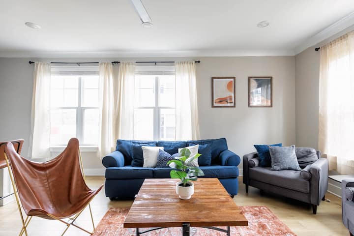 Southern Charmer Townhome! 12 Min To Dt! Parking! - Nashville, TN