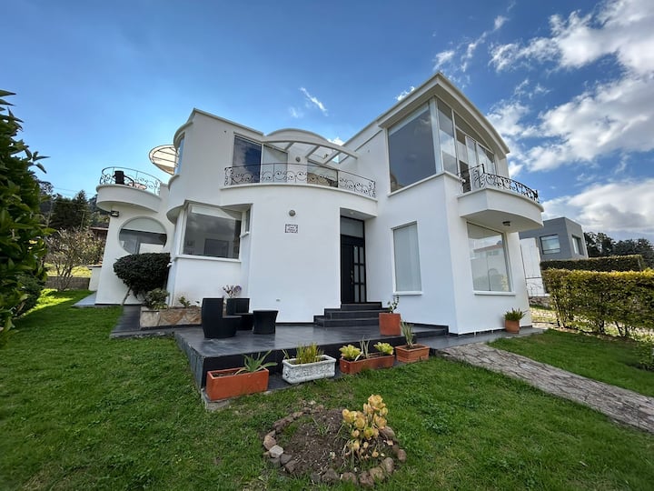 Hermosa Casa Cerca Al Lago Para 9 Personas - Paipa