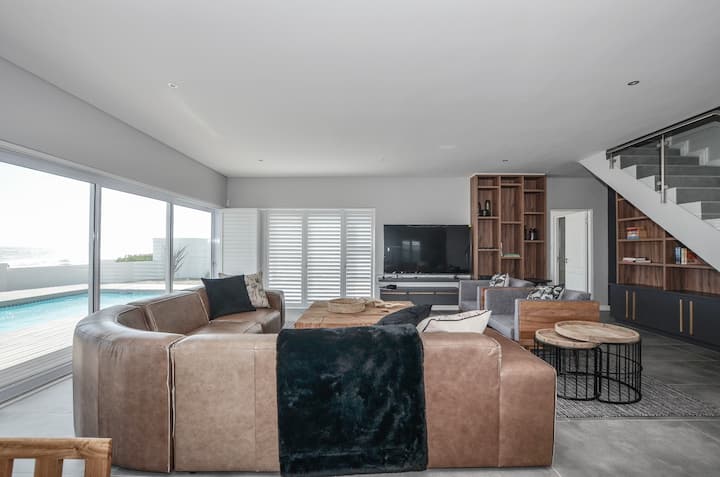 Ocean Mist Beach Villa - Yzerfontein