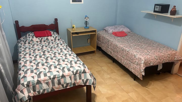 Suíte Apartamento Compartilhado - Rio de Janeiro