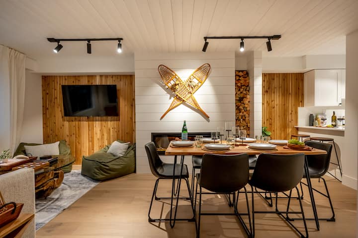 Powder & Pines Luxury Suite - British Columbia