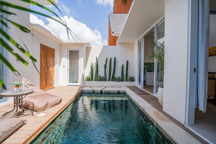 Villa Peyot - 2br Villa In Kerobokan - Denpasar