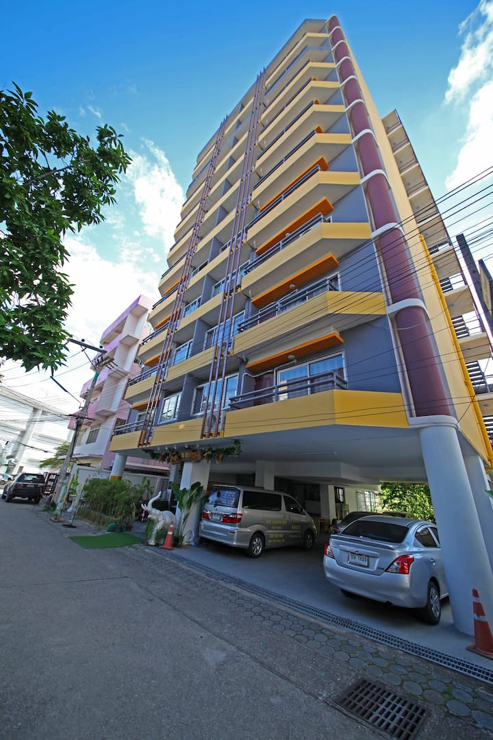 Jade Tower Service Apartment (Chang Klan, Suite) - Chiang Mai, Thailand