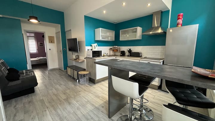 Le Bleuet, Entre Les Places - Arras