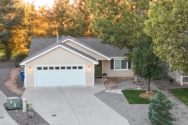 Super Nice Cozy Retreat King Bed-keurig Coffee - Montrose, CO