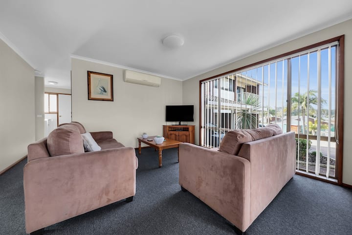 Anchor Bell Apartment - Sleeps 4 - Tura Beach