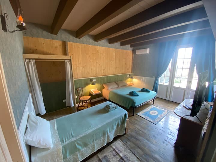 O.k. Corral Camere Suite In Stile Far West - Gradara