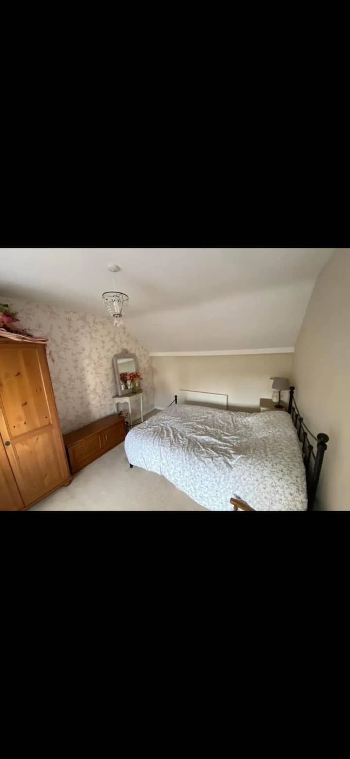 Room In Family Friendly Home! - Pontypridd