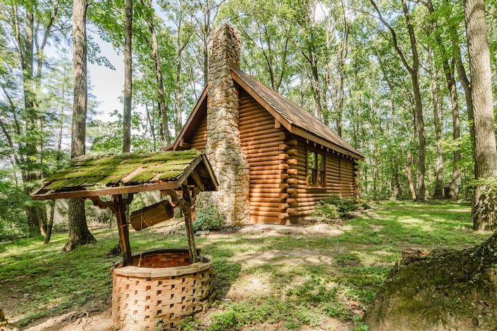Cabin In The Woods - Fredericksburg, PA