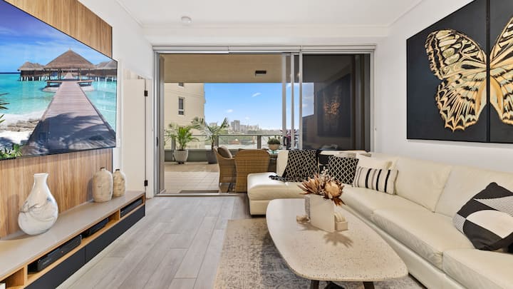 Luxe 3br W/ River & City Views, Pool & Parking! - Brisbane