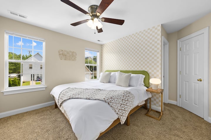 2 Story Cozy Townhome Near Birkdale - Davidson, NC