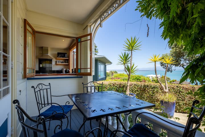 Tasman Suite At Te Whare Rangi - Character & Views - New Zealand