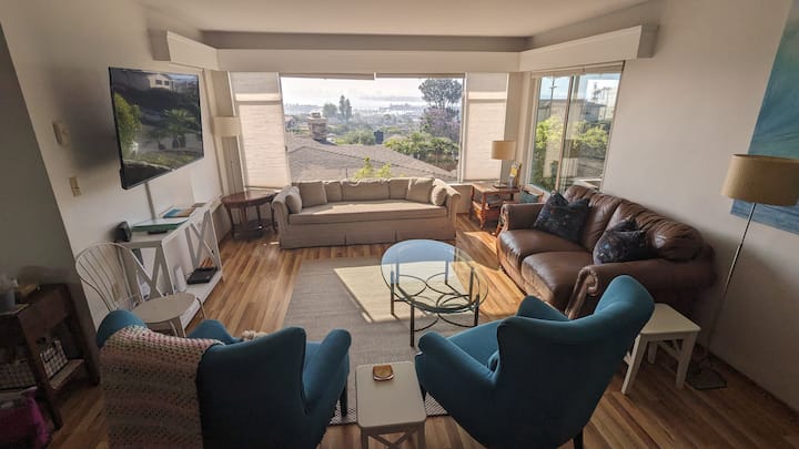Enjoy Stunning Views Of San Diego! - San Diego, CA