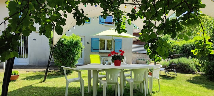 Jasmin Classé 3* Partie De Maison
 2 à 4 Personnes - Meschers-sur-Gironde