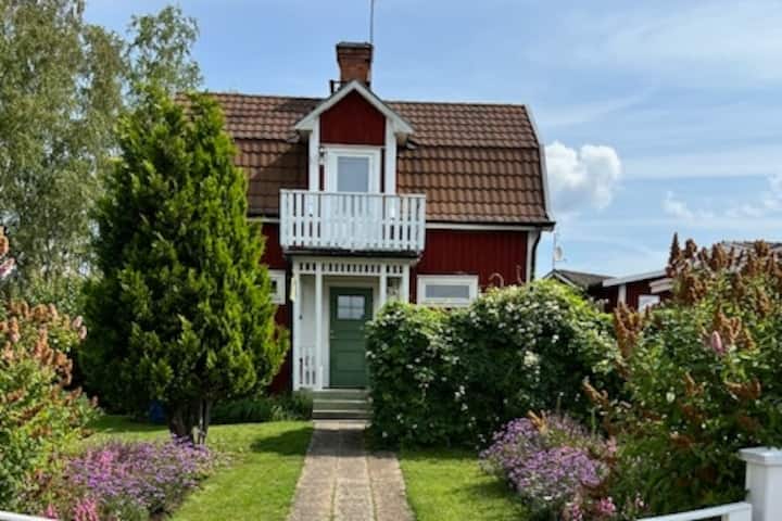 Beautiful Holiday Home In Gamleby - Gamleby