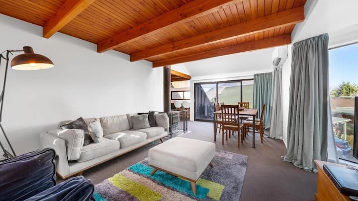 10mins 2 Town •Lake Views •Balcony •Parking •A/c - Queenstown