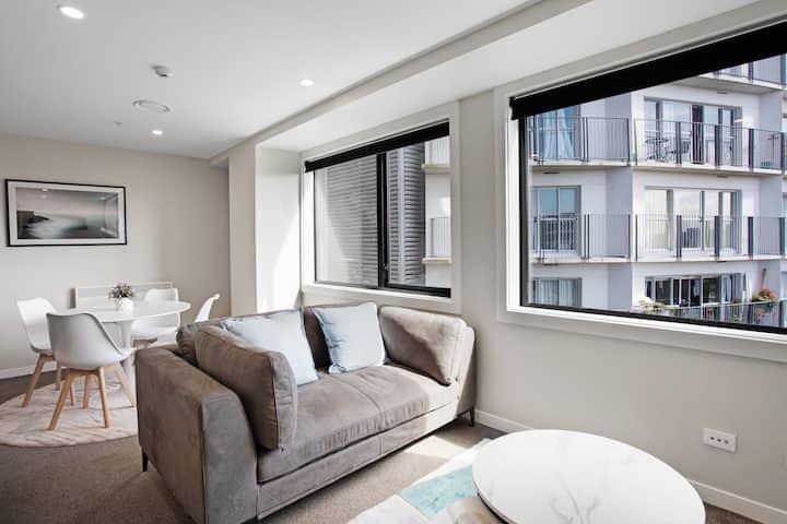 City Skyline Apartment Near Myers Park - 祇園