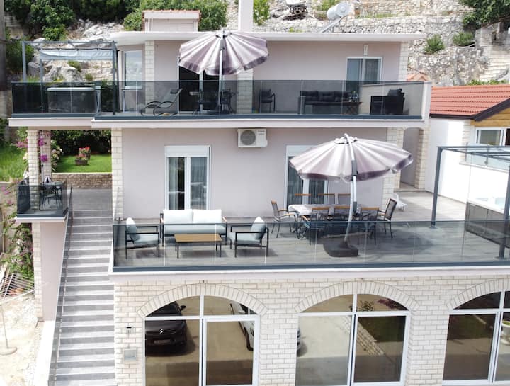 Apartments Roso-luxury And Quiet - Brist