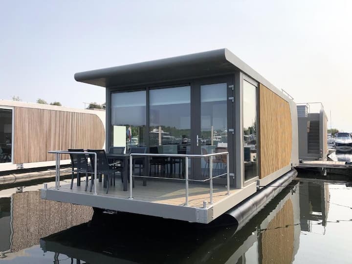 Tenerife | Luxury Houseboat In Maastricht | 4+1 - Maastricht