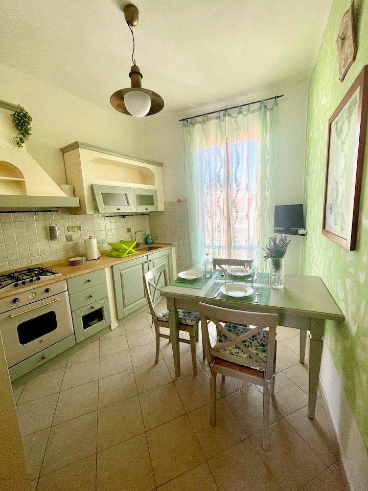 La Casa Dello Zio Frank - La Spezia