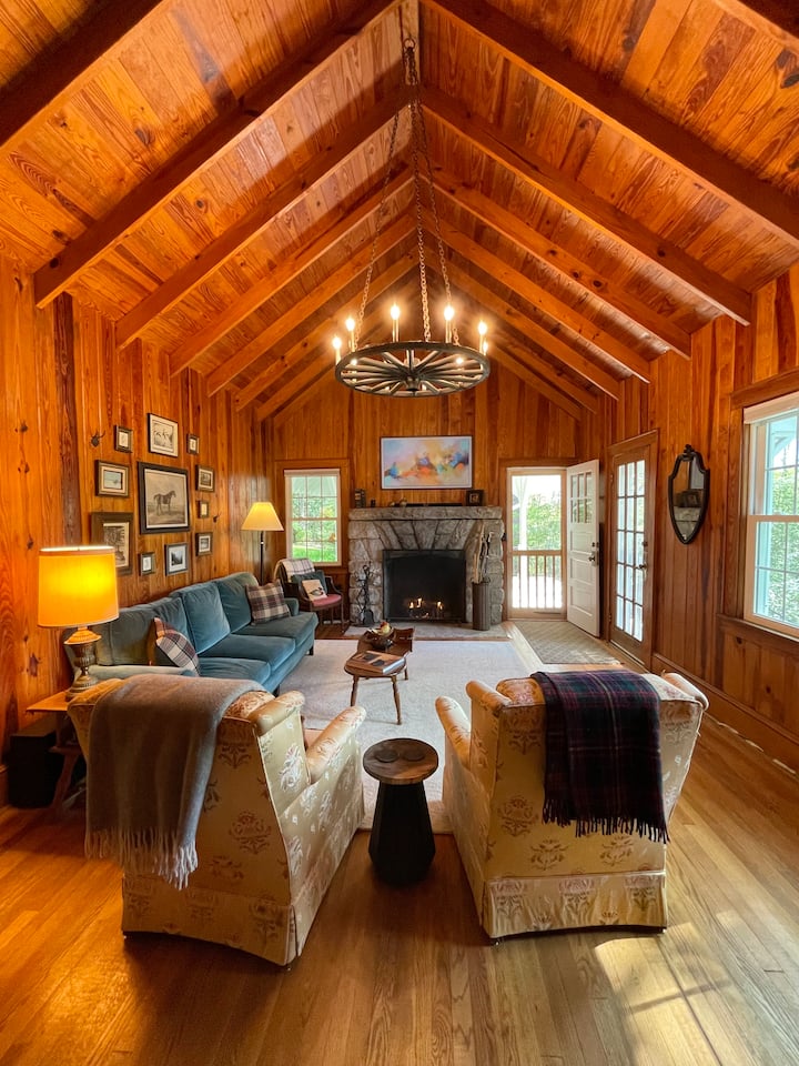 The Satulah Mountain Retreat - Highlands, NC