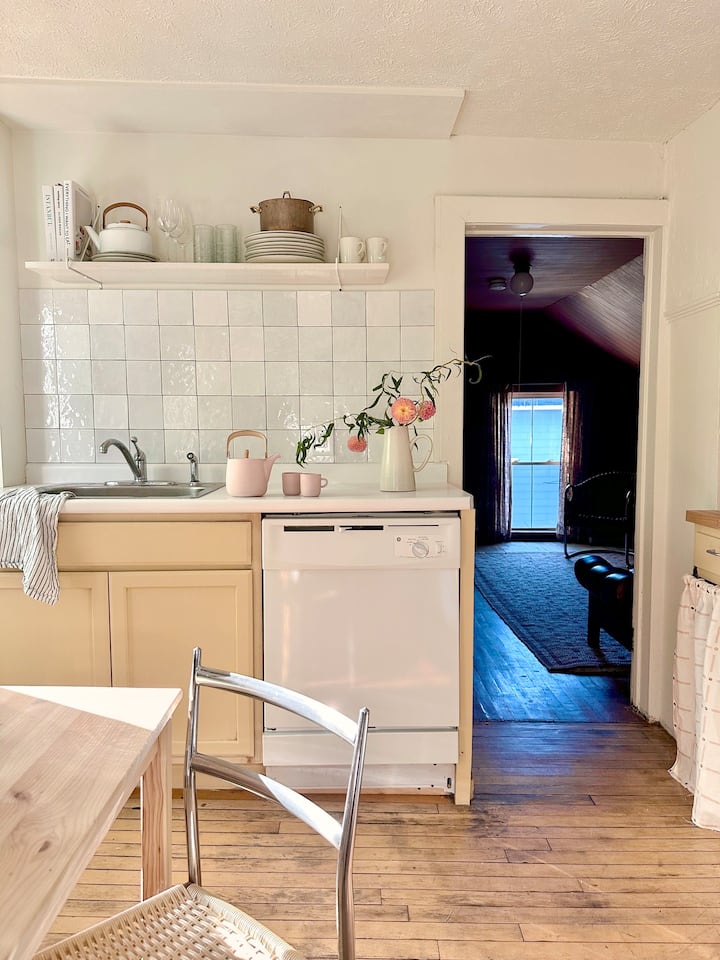 Cheerful Burlington 2 Bedroom - Burlington, VT