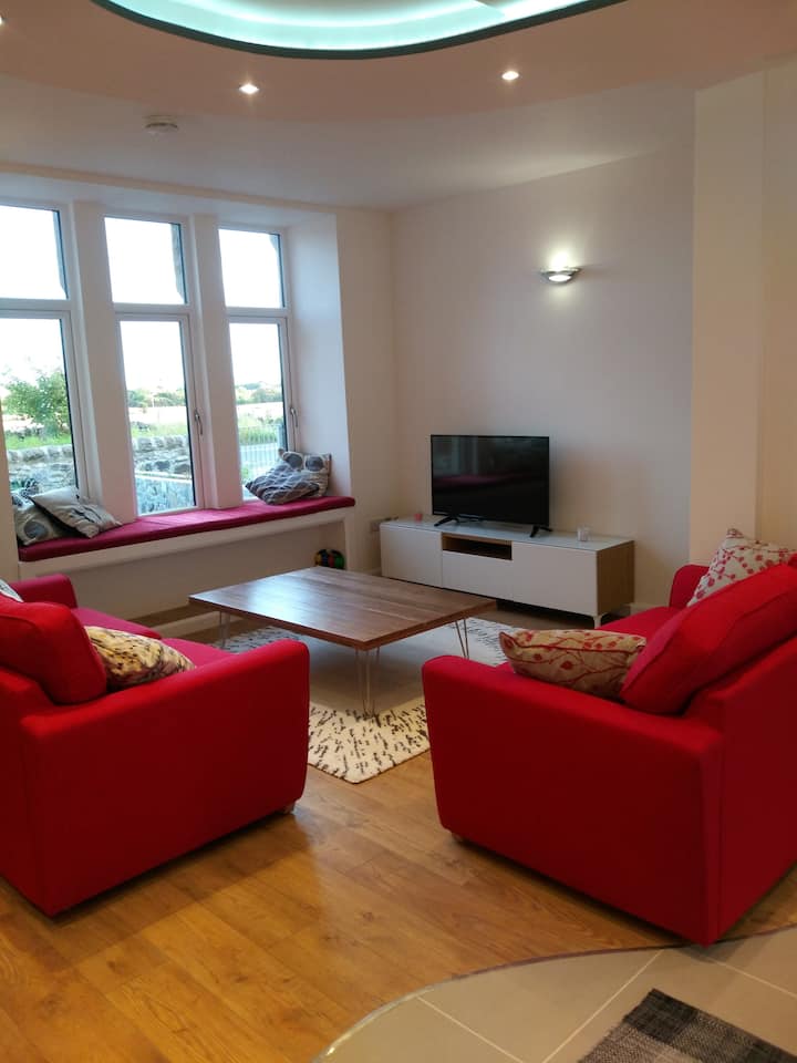 The Dining Hall - 5* Luxury Holiday Cottage, Islay - Jura