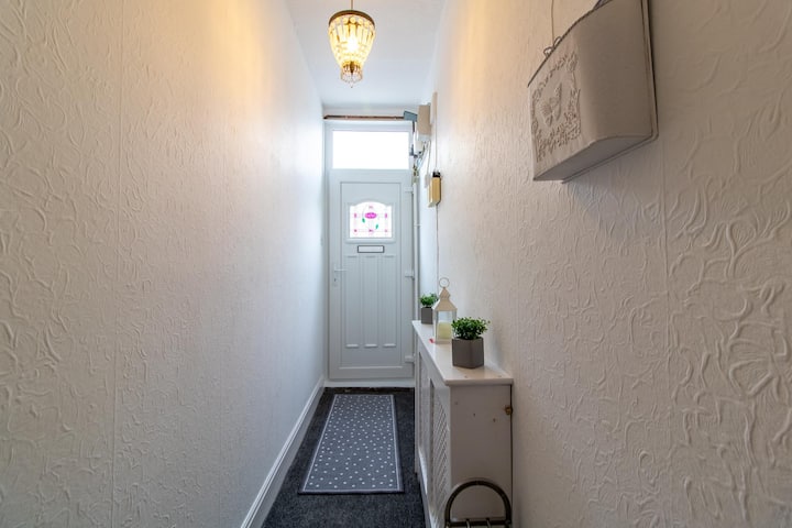 Cozy 1 Bed  In Tyne And Wear With Free Parking - Tynemouth