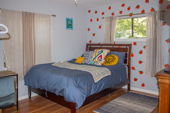 Florida Themed Room In Home - Gainesville, FL