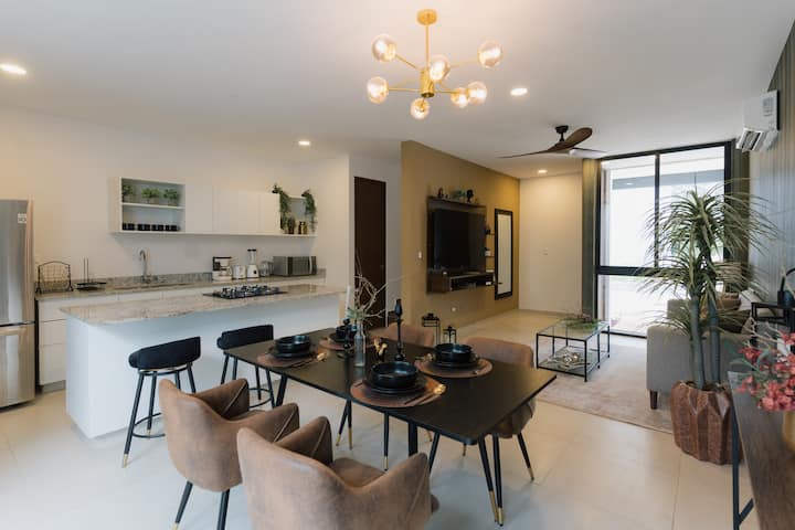 Itinerante Urbano:  Casa K'iin - Mérida