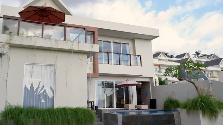 Sunset View Villa At Melase Hill - Lombok