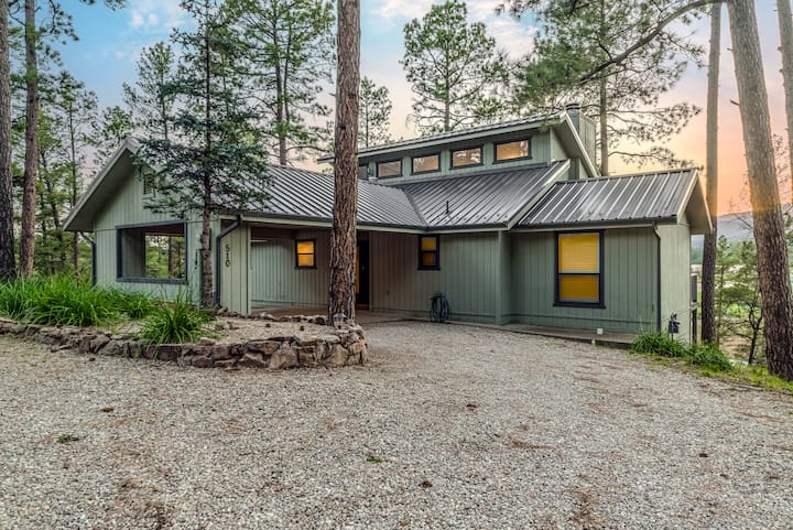 4br/4ba Ruidoso Mountain Home • Deck & Views - Ruidoso, NM