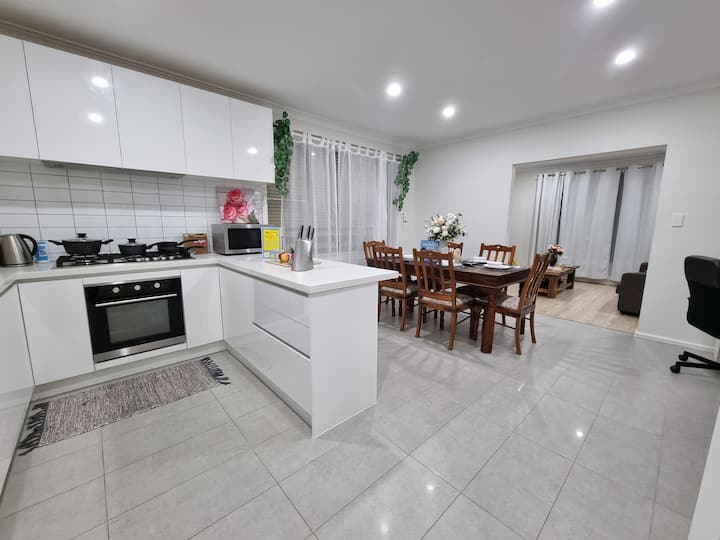 2 House Huge Family Retreat 4br House+2 Brbungalow - Melbourne