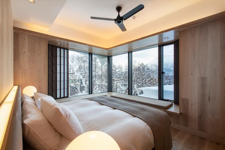 Dharma Niseko Superior Quadruple Room - Niseko