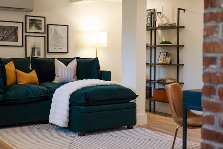 Heart Of Proctor - Walkable W/ Your Dog + Ev - Tacoma, WA